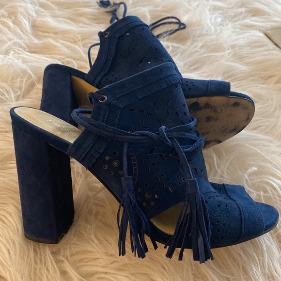 Ivanka Trump | Shoes | Ivanka Trumph Suede Laser Cut Shoes | Poshmark